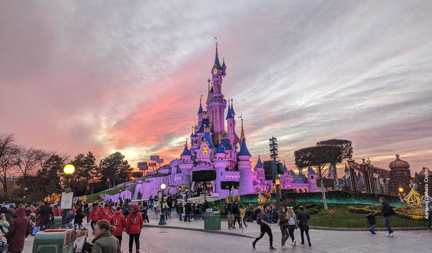 Um dia nos parques da Disney em Paris | Un caffè per due